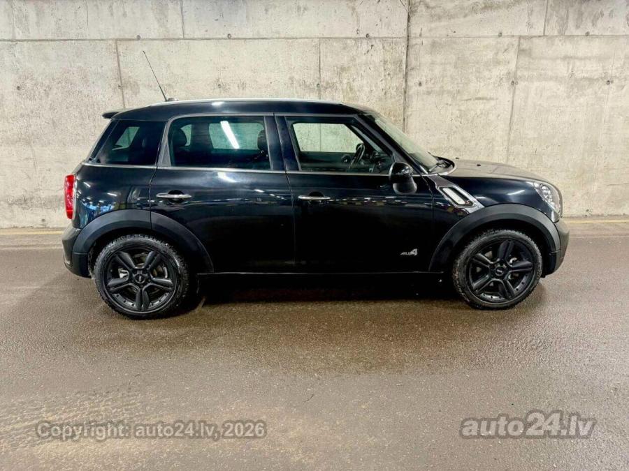 Black MINI Cooper SD 2014 in Tallinn, with an engine capacity of 2.00 L and mileage of 162 thousand km for 8995 €, photo 21 on AUTOMOTO.COM.LV