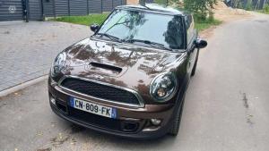 Brūns MINI Cooper SD 2012 Viļņa, ar dzinēja tilpumu 2.00 L un nobraukumu 196 tūkst. km par 5500 €, foto 3 vietnē AUTOMOTO.COM.LV