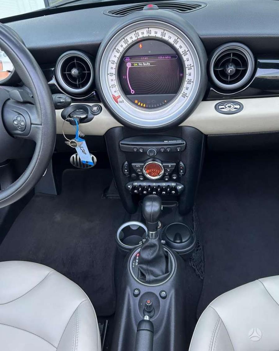 Green MINI Cooper SD 2012 in Vilnius, with an engine capacity of 2.00 L and mileage of 185 thousand km for 7500 €, photo 17 on AUTOMOTO.COM.LV