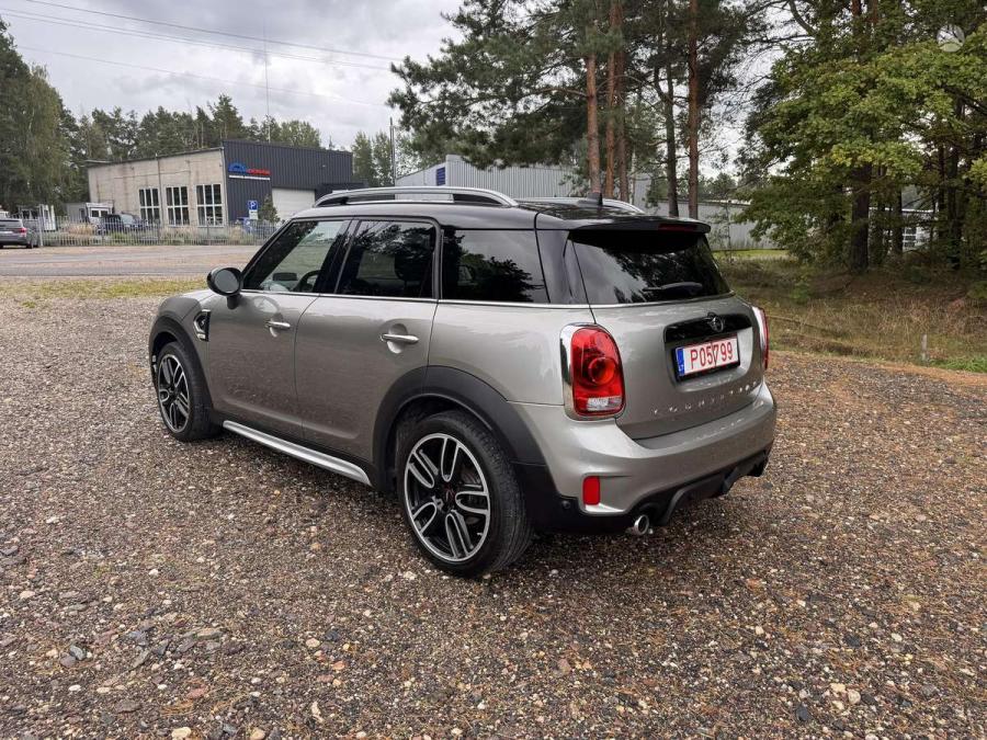 Grey MINI Cooper SD 2017 in Jonava, with an engine capacity of 2.00 L and mileage of 281 thousand km for 14500 €, photo 7 on AUTOMOTO.COM.LV