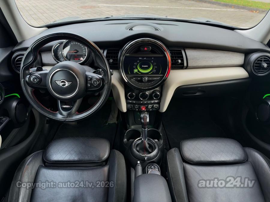 Pelēks MINI Cooper SD 2015 Tallina, ar dzinēja tilpumu 2.00 L un nobraukumu 107 tūkst. km par 12800 €, foto 13 vietnē AUTOMOTO.COM.LV