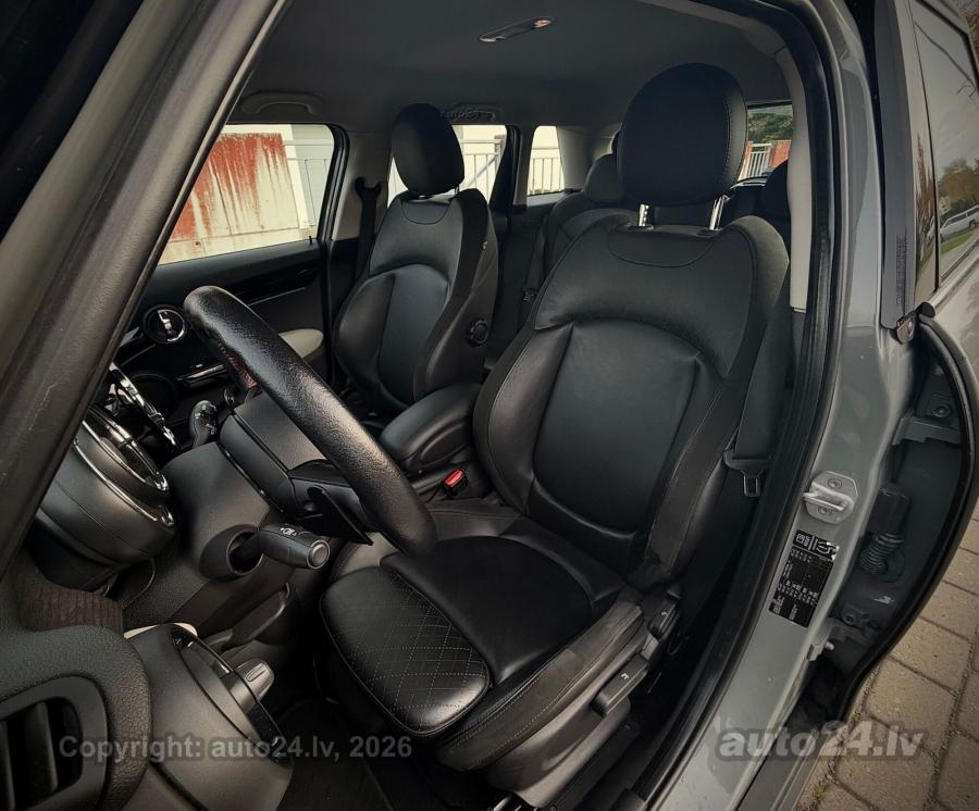 Pelēks MINI Cooper SD 2015 Tallina, ar dzinēja tilpumu 2.00 L un nobraukumu 107 tūkst. km par 12800 €, foto 18 vietnē AUTOMOTO.COM.LV