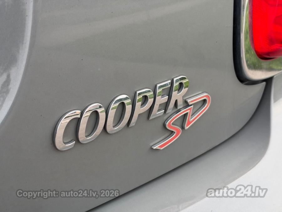 Pelēks MINI Cooper SD 2015 Tallina, ar dzinēja tilpumu 2.00 L un nobraukumu 107 tūkst. km par 12800 €, foto 24 vietnē AUTOMOTO.COM.LV