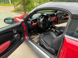 Red MINI Cooper SD 2012 in Kaunas, with an engine capacity of 2.00 L and mileage of 243 thousand km for 7999 €, photo 8 on AUTOMOTO.COM.LV