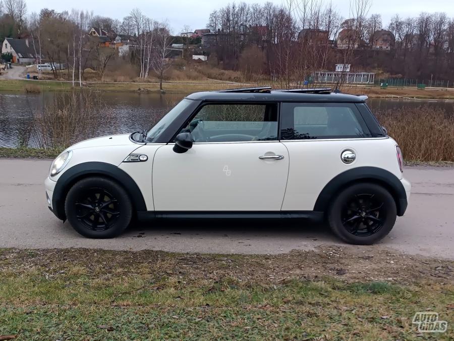 Balts MINI Cooper SD 2008 Šauļi, ar dzinēja tilpumu 1.60 L un nobraukumu 325 tūkst. km par 2950 €, foto 8 vietnē AUTOMOTO.COM.LV