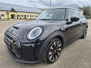 Black MINI Cooper SE 2022 in Mazeikiai, with an engine capacity of 0.00 L and mileage of 49 thousand km for 12400 €, photo  on AUTOMOTO.COM.LV
