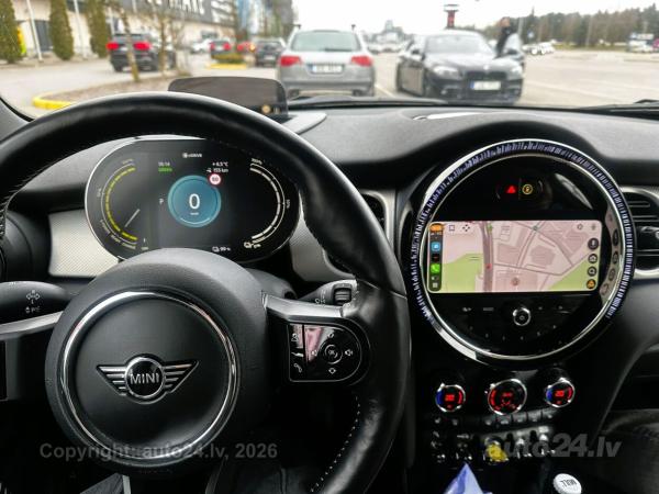 Zils MINI Cooper SE 2022 Tallina, ar dzinēja tilpumu 0.00 L un nobraukumu 40 tūkst. km par 19990 €, foto 11 vietnē AUTOMOTO.COM.LV