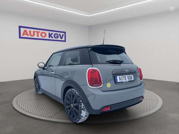 Grey MINI Cooper SE 2020 in Vilnius, with an engine capacity of 0.00 L and mileage of 48 thousand km for 18499 €, photo 3 on AUTOMOTO.COM.LV