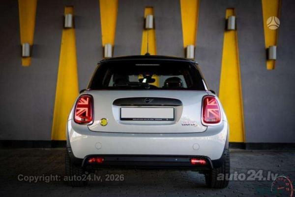 Серый Мини Cooper SE 2020 в Пярну, объемом двигателя 0.00 л и пробегом 64 тыс. км за 18500 €, фото 4 на AUTOMOTO.COM.LV