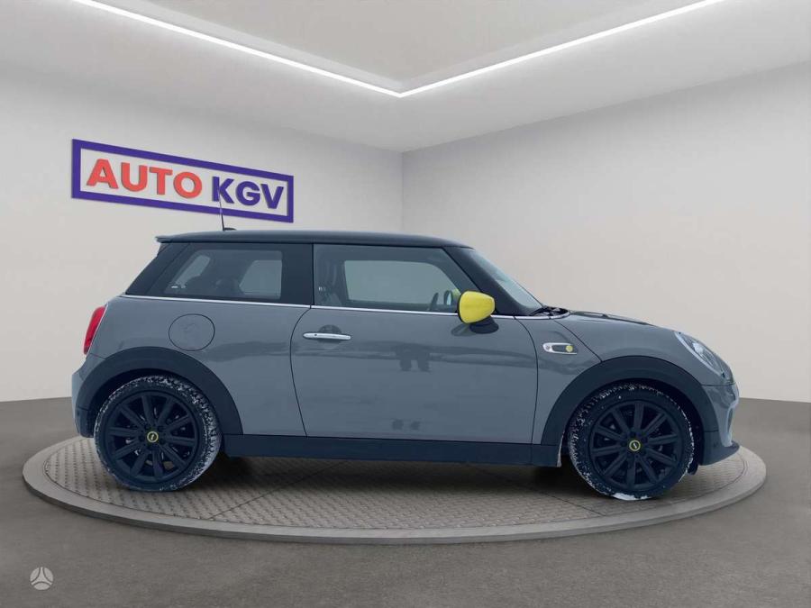 Pelēks MINI Cooper SE 2020 Viļņa, ar dzinēja tilpumu 0.00 L un nobraukumu 48 tūkst. km par 16499 €, foto 6 vietnē AUTOMOTO.COM.LV