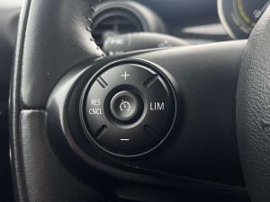 Pelēks MINI Cooper SE 2020 Viļņa, ar dzinēja tilpumu 0.00 L un nobraukumu 48 tūkst. km par 16499 €, foto 13 vietnē AUTOMOTO.COM.LV