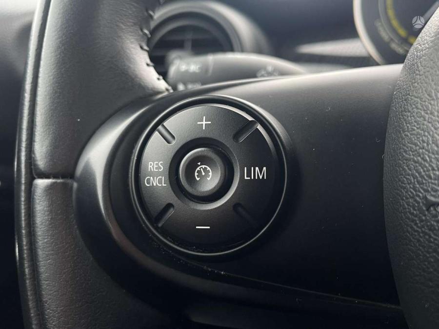 Pelēks MINI Cooper SE 2020 Viļņa, ar dzinēja tilpumu 0.00 L un nobraukumu 48 tūkst. km par 16499 €, foto 13 vietnē AUTOMOTO.COM.LV