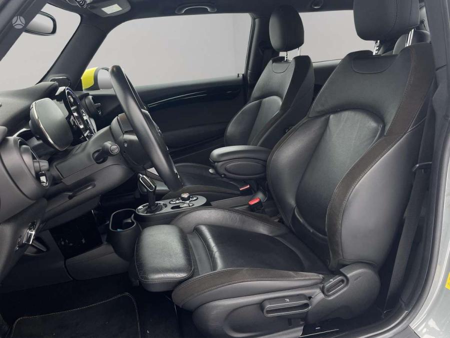 Pelēks MINI Cooper SE 2020 Viļņa, ar dzinēja tilpumu 0.00 L un nobraukumu 48 tūkst. km par 16499 €, foto 10 vietnē AUTOMOTO.COM.LV