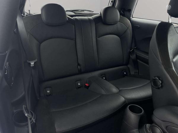 Серый Мини Cooper SE 2020 в Вильнюс, объемом двигателя 0.00 л и пробегом 48 тыс. км за 16499 €, фото 8 на AUTOMOTO.COM.LV