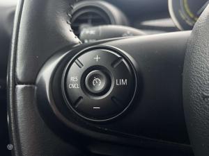 Pelēks MINI Cooper SE 2020 Viļņa, ar dzinēja tilpumu 0.00 L un nobraukumu 48 tūkst. km par 16499 €, foto 13 vietnē AUTOMOTO.COM.LV