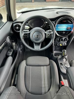 Grey MINI Cooper SE 2022 in Tallinn, with an engine capacity of 0.00 L and mileage of 33 thousand km for 18900 €, photo 13 on AUTOMOTO.COM.LV