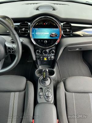 Grey MINI Cooper SE 2022 in Tallinn, with an engine capacity of 0.00 L and mileage of 33 thousand km for 18900 €, photo 14 on AUTOMOTO.COM.LV