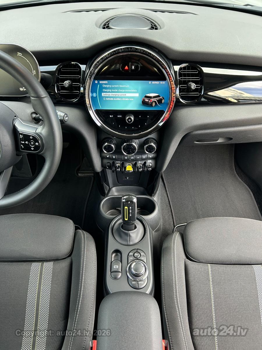 Grey MINI Cooper SE 2022 in Tallinn, with an engine capacity of 0.00 L and mileage of 33 thousand km for 18900 €, photo 14 on AUTOMOTO.COM.LV