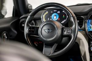 MINI Cooper SE 2022 Viļņa, ar dzinēja tilpumu 0.00 L un nobraukumu 31 tūkst. km par 17855 €, foto 16 vietnē AUTOMOTO.COM.LV