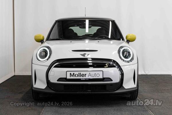 Белый Мини Cooper SE 2024 в Таллин, объемом двигателя 0.10 л и пробегом 11 тыс. км за 23490 €, фото 2 на AUTOMOTO.COM.LV