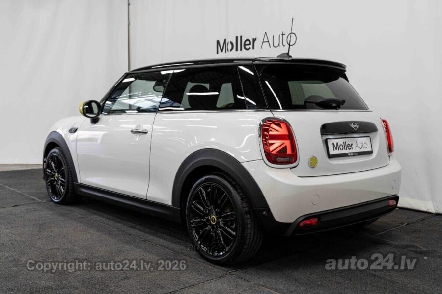 Белый Мини Cooper SE 2024 в Таллин, объемом двигателя 0.10 л и пробегом 11 тыс. км за 23490 €, фото 4 на AUTOMOTO.COM.LV