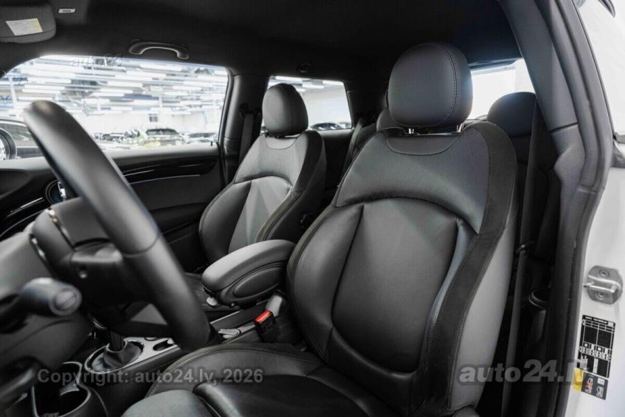 Белый Мини Cooper SE 2024 в Таллин, объемом двигателя 0.10 л и пробегом 11 тыс. км за 23490 €, фото 12 на AUTOMOTO.COM.LV