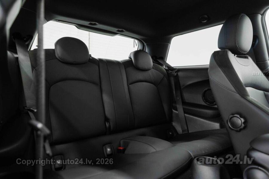 Белый Мини Cooper SE 2024 в Таллин, объемом двигателя 0.10 л и пробегом 11 тыс. км за 23490 €, фото 13 на AUTOMOTO.COM.LV