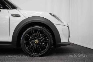 Белый Мини Cooper SE 2024 в Таллин, объемом двигателя 0.10 л и пробегом 11 тыс. км за 23490 €, фото 17 на AUTOMOTO.COM.LV