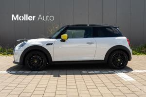 White MINI Cooper SE 2024 in Vilnius, with an engine capacity of 0.00 L and mileage of 10 thousand km for 22450 €, photo 4 on AUTOMOTO.COM.LV