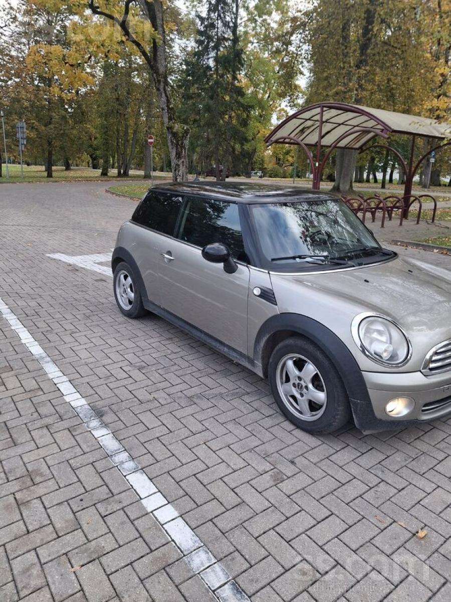 MINI Cooper 2008 Rīga, ar dzinēja tilpumu 1.60 L un nobraukumu 183 tūkst. km par 2400 €, foto 6 vietnē AUTOMOTO.COM.LV