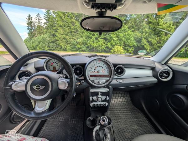 MINI Cooper 2008 in Telschi, with an engine capacity of 1.60 L and mileage of 204 thousand km for 2300 €, photo 10 on AUTOMOTO.COM.LV