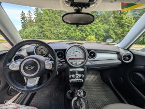 MINI Cooper 2008 in Telschi, with an engine capacity of 1.60 L and mileage of 204 thousand km for 2300 €, photo 11 on AUTOMOTO.COM.LV