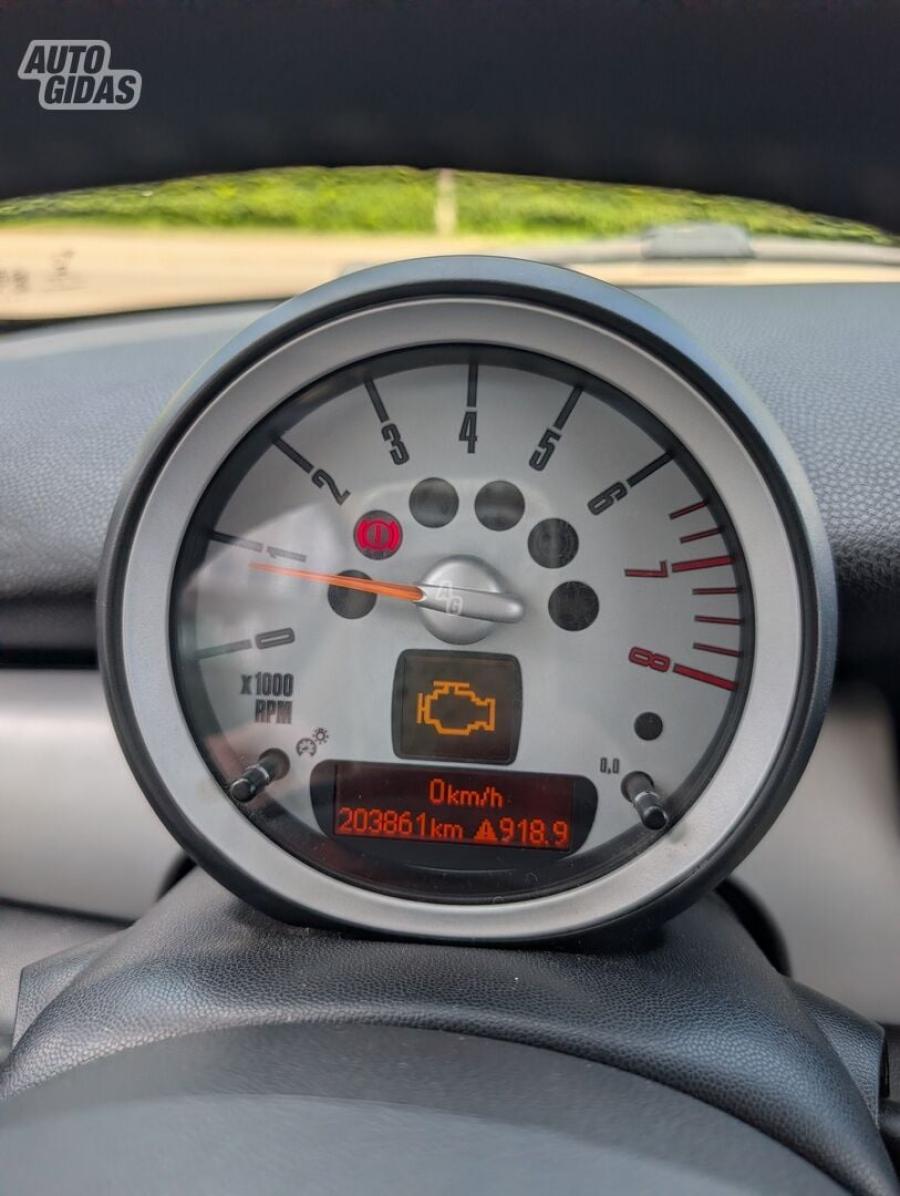 MINI Cooper 2008 in Telschi, with an engine capacity of 1.60 L and mileage of 204 thousand km for 2300 €, photo 14 on AUTOMOTO.COM.LV