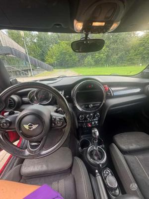 Violet MINI Cooper 2015 in Vilnius, with an engine capacity of 2.00 L and mileage of 250 thousand km for 12500 €, photo 5 on AUTOMOTO.COM.LV