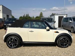 White MINI Cooper 2009 in Siauliai, with an engine capacity of 1.60 L and mileage of 132 thousand km for 4499 €, photo 12 on AUTOMOTO.COM.LV