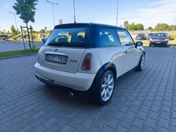 Balts MINI Cooper 2004 Viļņa, ar dzinēja tilpumu 1.60 L un nobraukumu 148 tūkst. km par 2100 €, foto 10 vietnē AUTOMOTO.COM.LV