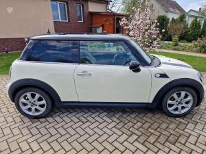 Balts MINI Cooper 2010 Molėtai, ar dzinēja tilpumu 1.56 L un nobraukumu 266 tūkst. km par 4500 €, foto 5 vietnē AUTOMOTO.COM.LV