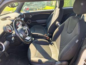 Balts MINI Cooper 2010 Utena, ar dzinēja tilpumu 1.60 L un nobraukumu 191 tūkst. km par 3390 €, foto 14 vietnē AUTOMOTO.COM.LV