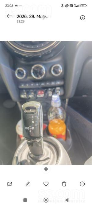 White MINI Cooper 2020 in Riga, with an engine capacity of 2.00 L and mileage of 120 thousand km for 13999 €, photo 8 on AUTOMOTO.COM.LV