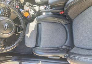 White MINI Cooper 2020 in Riga, with an engine capacity of 2.00 L and mileage of 120 thousand km for 13999 €, photo 12 on AUTOMOTO.COM.LV