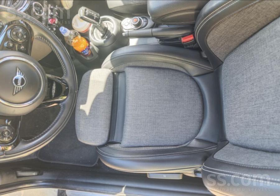 White MINI Cooper 2020 in Riga, with an engine capacity of 2.00 L and mileage of 120 thousand km for 13999 €, photo 12 on AUTOMOTO.COM.LV