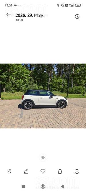 White MINI Cooper 2020 in Riga, with an engine capacity of 2.00 L and mileage of 120 thousand km for 13999 €, photo 14 on AUTOMOTO.COM.LV