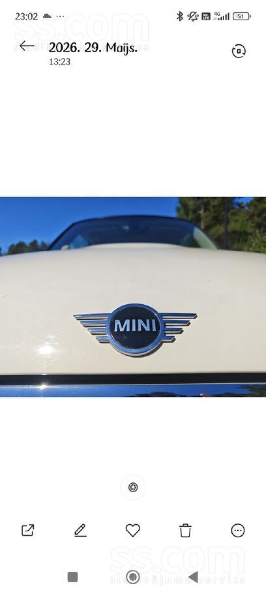 White MINI Cooper 2020 in Riga, with an engine capacity of 2.00 L and mileage of 120 thousand km for 13999 €, photo 15 on AUTOMOTO.COM.LV