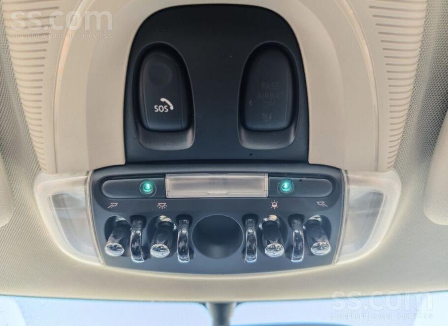 White MINI Cooper 2020 in Riga, with an engine capacity of 2.00 L and mileage of 120 thousand km for 13999 €, photo 19 on AUTOMOTO.COM.LV
