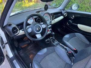 Balts MINI Cooper 2007 Viļņa, ar dzinēja tilpumu 1.60 L un nobraukumu 211 tūkst. km par 3499 €, foto 12 vietnē AUTOMOTO.COM.LV