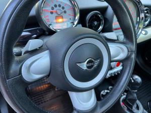 Balts MINI Cooper 2007 Viļņa, ar dzinēja tilpumu 1.60 L un nobraukumu 211 tūkst. km par 3499 €, foto 14 vietnē AUTOMOTO.COM.LV