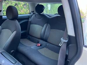 Balts MINI Cooper 2007 Viļņa, ar dzinēja tilpumu 1.60 L un nobraukumu 211 tūkst. km par 3499 €, foto 19 vietnē AUTOMOTO.COM.LV