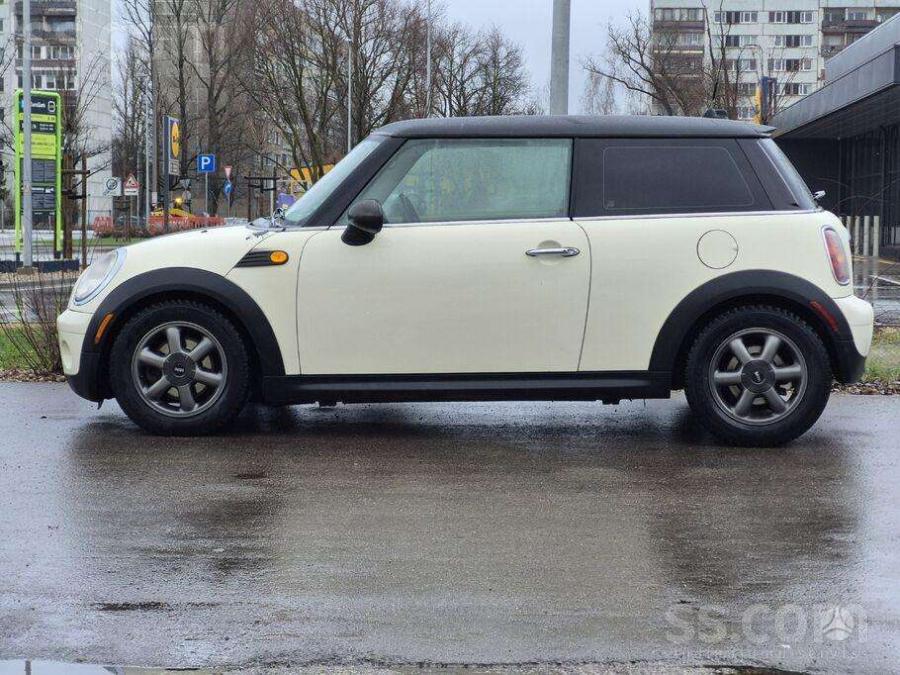 Balts MINI Cooper 2008 Rīga, ar dzinēja tilpumu 1.60 L un nobraukumu 187 tūkst. km par 2590 €, foto 6 vietnē AUTOMOTO.COM.LV