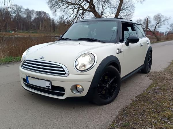 Balts MINI Cooper 2008 Šauļi, ar dzinēja tilpumu 1.60 L un nobraukumu 325 tūkst. km par 2950 €, foto 1 vietnē AUTOMOTO.COM.LV