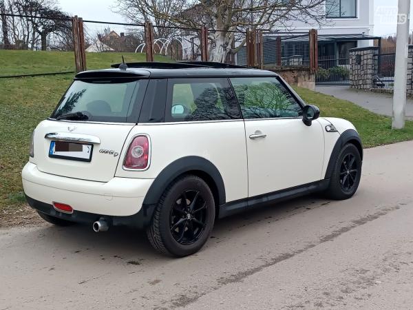 Balts MINI Cooper 2008 Šauļi, ar dzinēja tilpumu 1.60 L un nobraukumu 325 tūkst. km par 2950 €, foto 5 vietnē AUTOMOTO.COM.LV